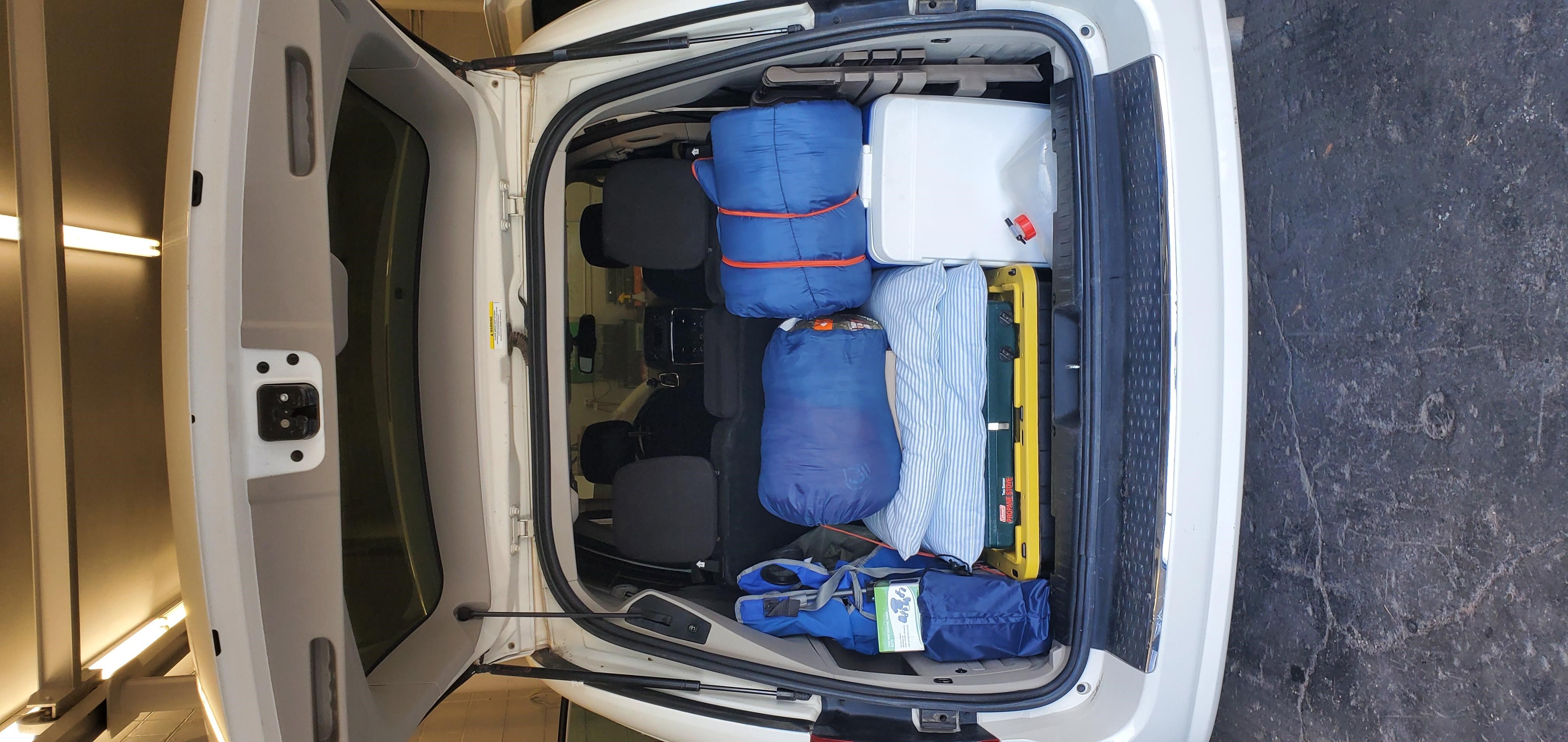 MiniVan Rental US with Sleeping Solution | Travellers Autobarn